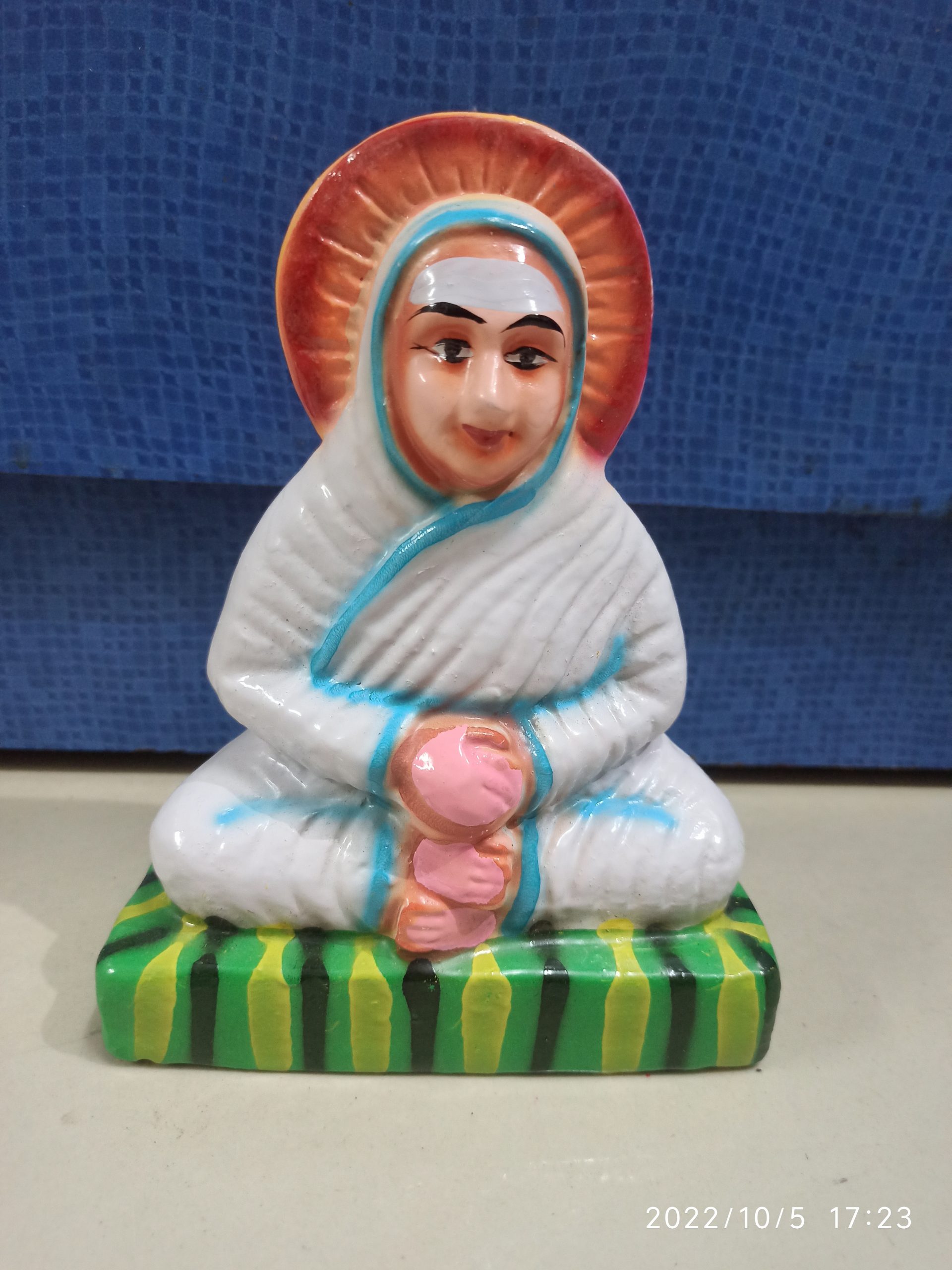 VALLALAR SITTING – SMALL – 6.5″ – KPM KART – Welcome to Divine Collections
